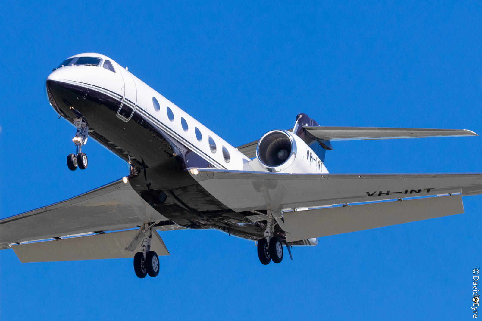 VH-INT Gulfstream G-IV SP of Revesco Aviation, at Perth Airport ...