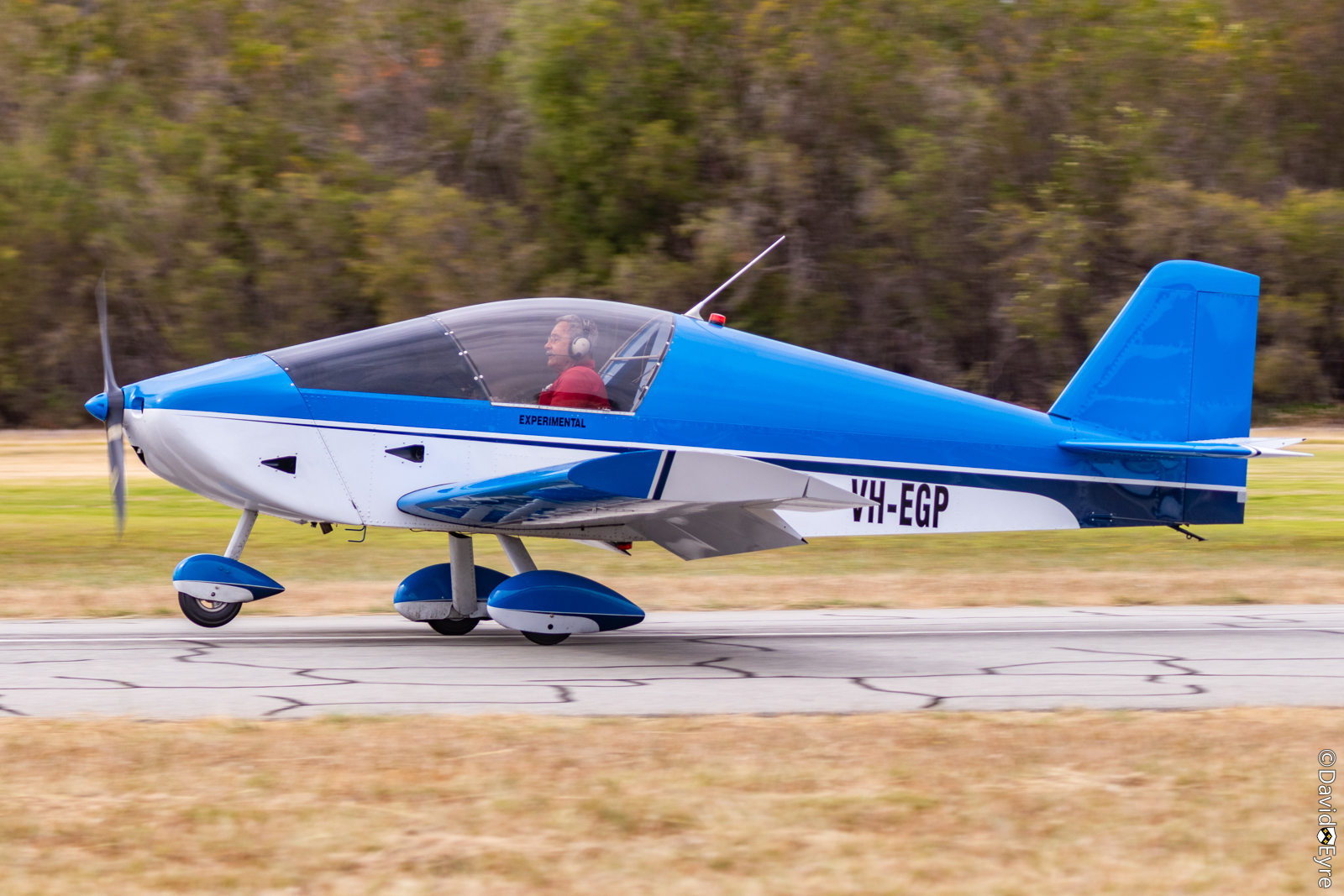 VH-EGP Sonex owned by Richard Ewing, at the Sport Aircraft Builders ...
