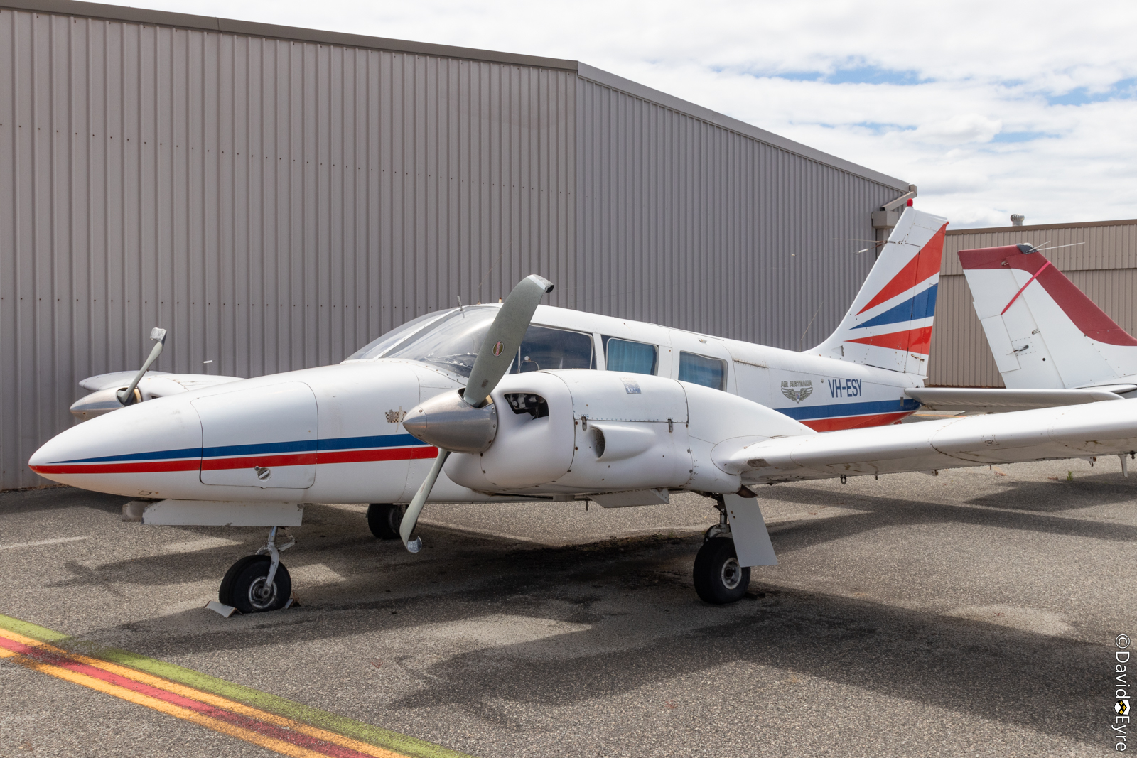 VH-ESY Piper PA-34-200 Seneca owned by Clinton Brown at Jandakot ...
