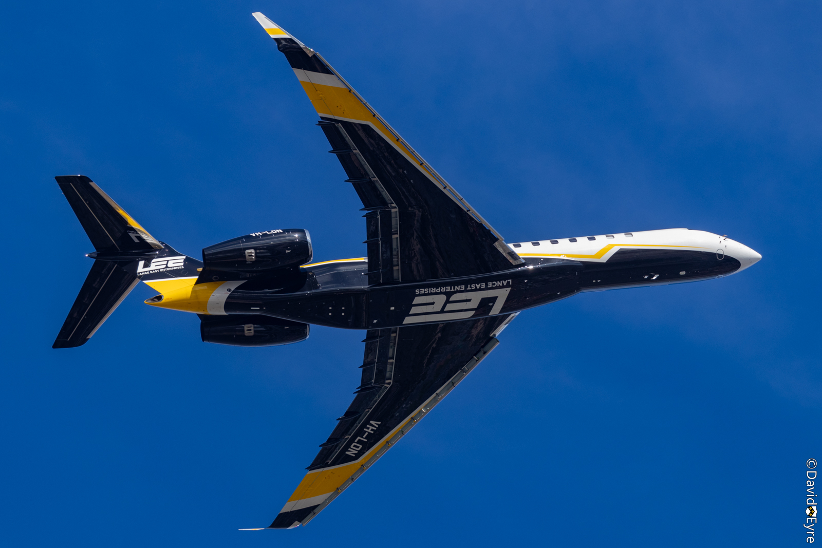 VH-LON Bombardier BD-700-2A12 Global 7500 owned by Lance East Aviation ...