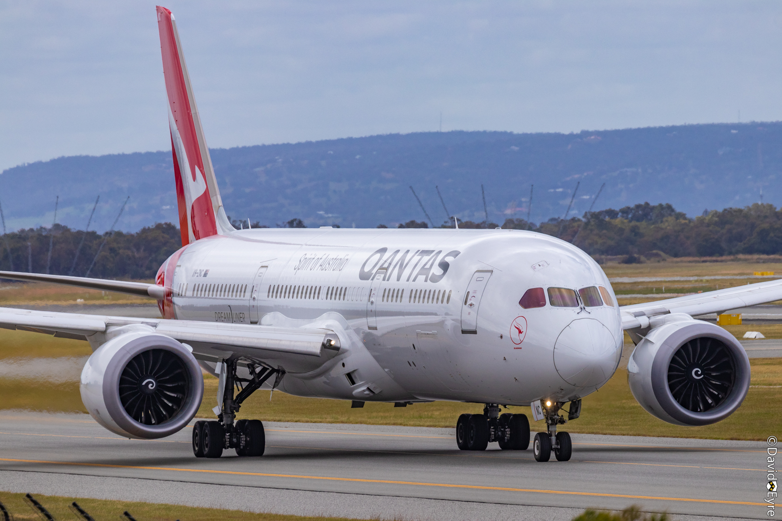 VH-ZNC Boeing 787-9 Dreamliner of Qantas, named ‘Quokka’, at Perth ...