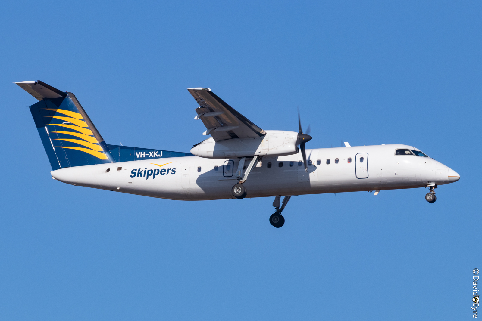 VH-XKJ De Havilland Canada DHC-8-315Q Dash 8 of Skippers Aviation, at ...