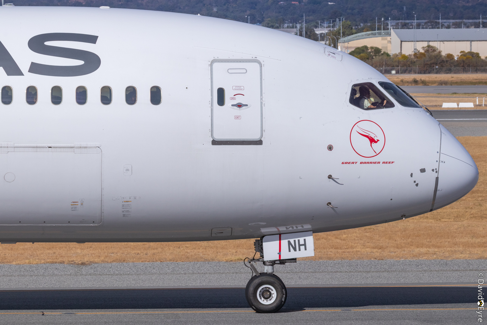 VH-ZNH Boeing 787-9 Dreamliner of Qantas, named ‘Great Barrier Reef ...
